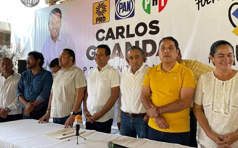 Sin Manuel Añorve, presenta PRI-PAN-PRD a Carlos Granda para la ...